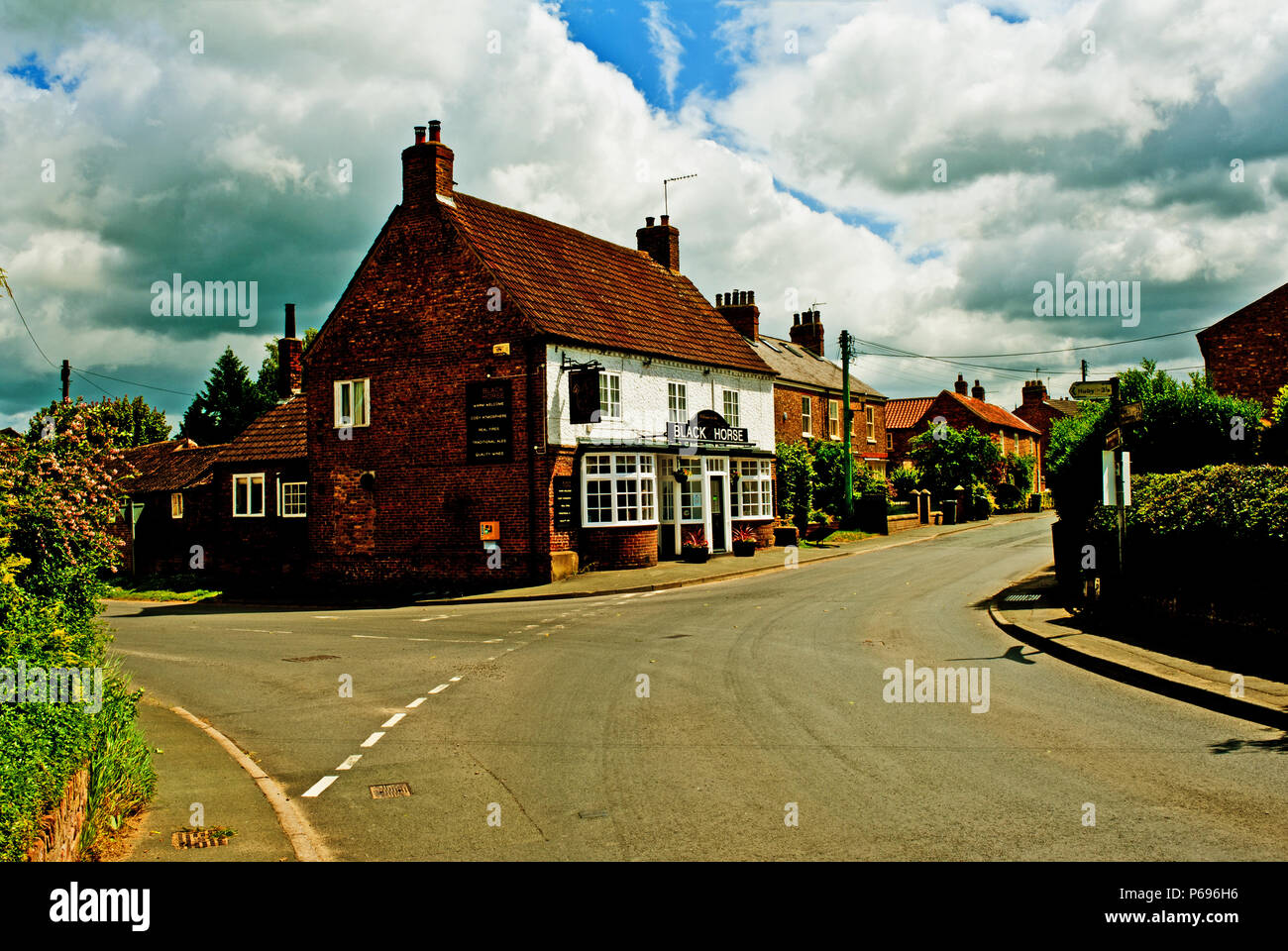Tollerton hi-res stock photography and images - Alamy
