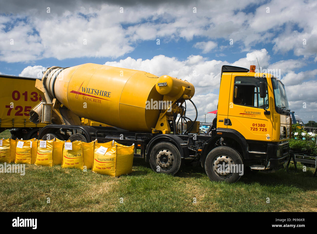Raw materials truck hi-res stock photography and images - Alamy