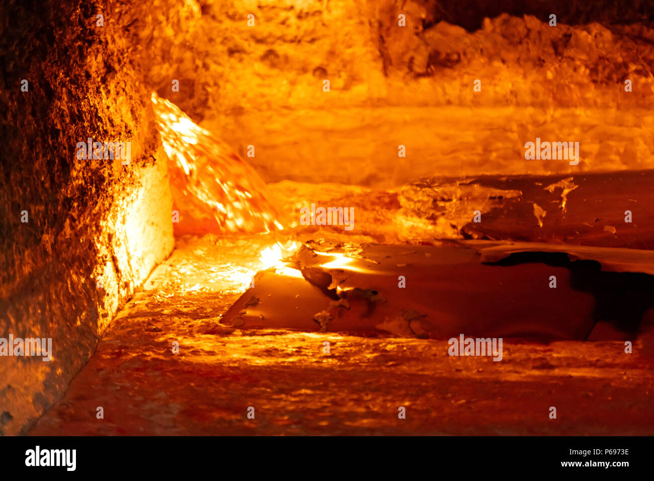 Liquid metal engineering hi-res stock photography and images - Alamy