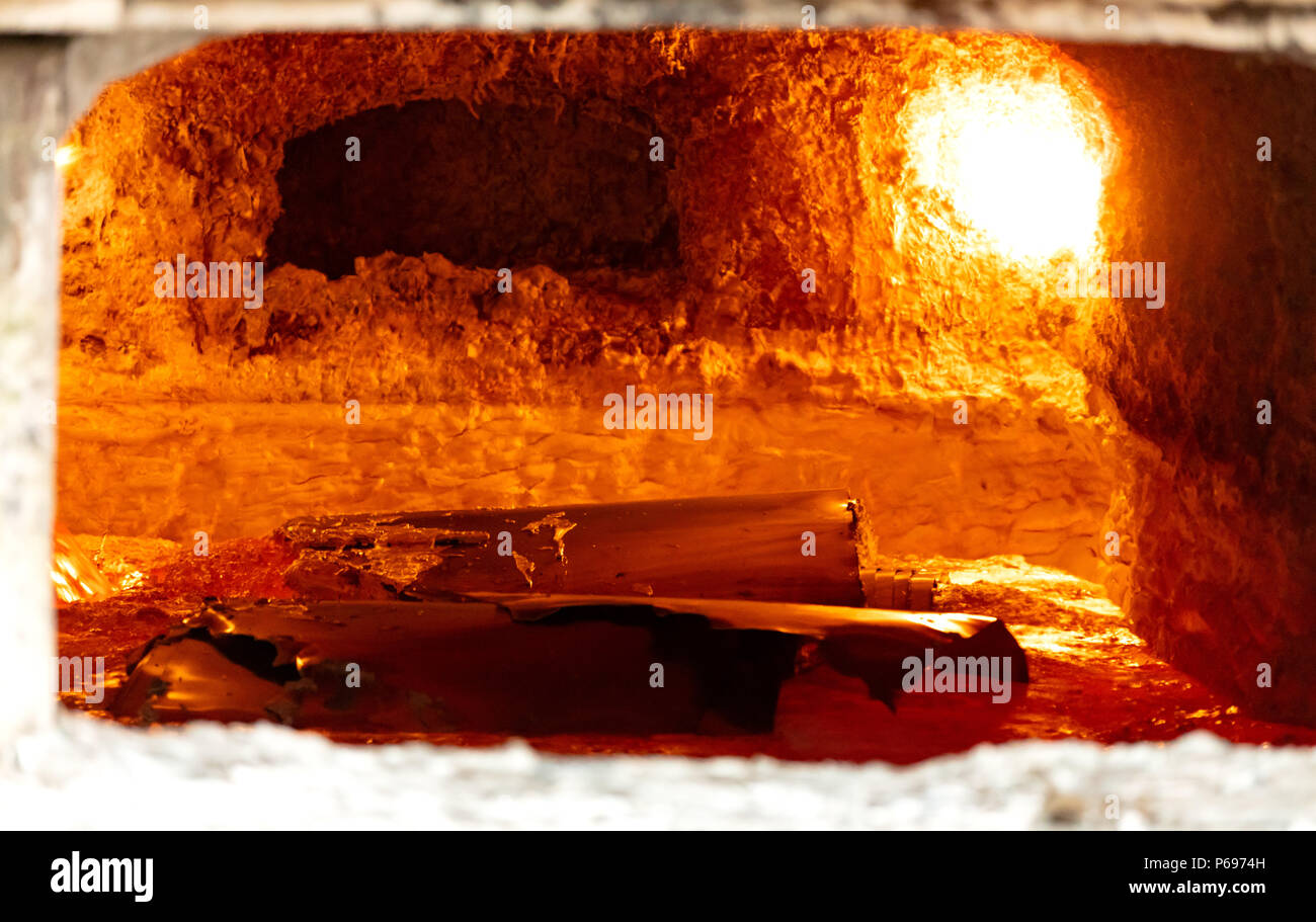 Melting furnaces hi-res stock photography and images - Alamy