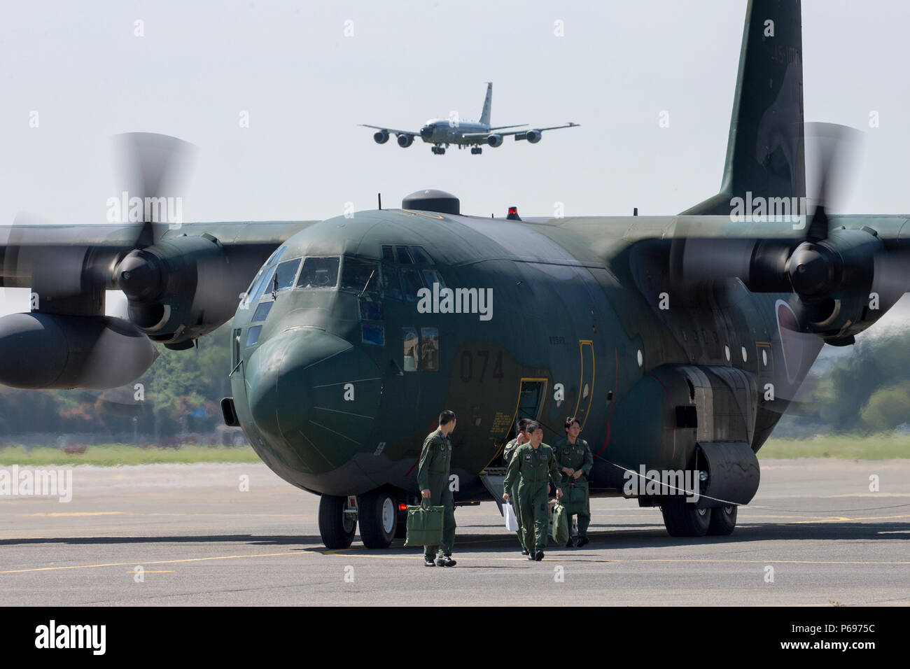 Japan Air Self-Defense members with the 401st Squadron get off a JASDF ...