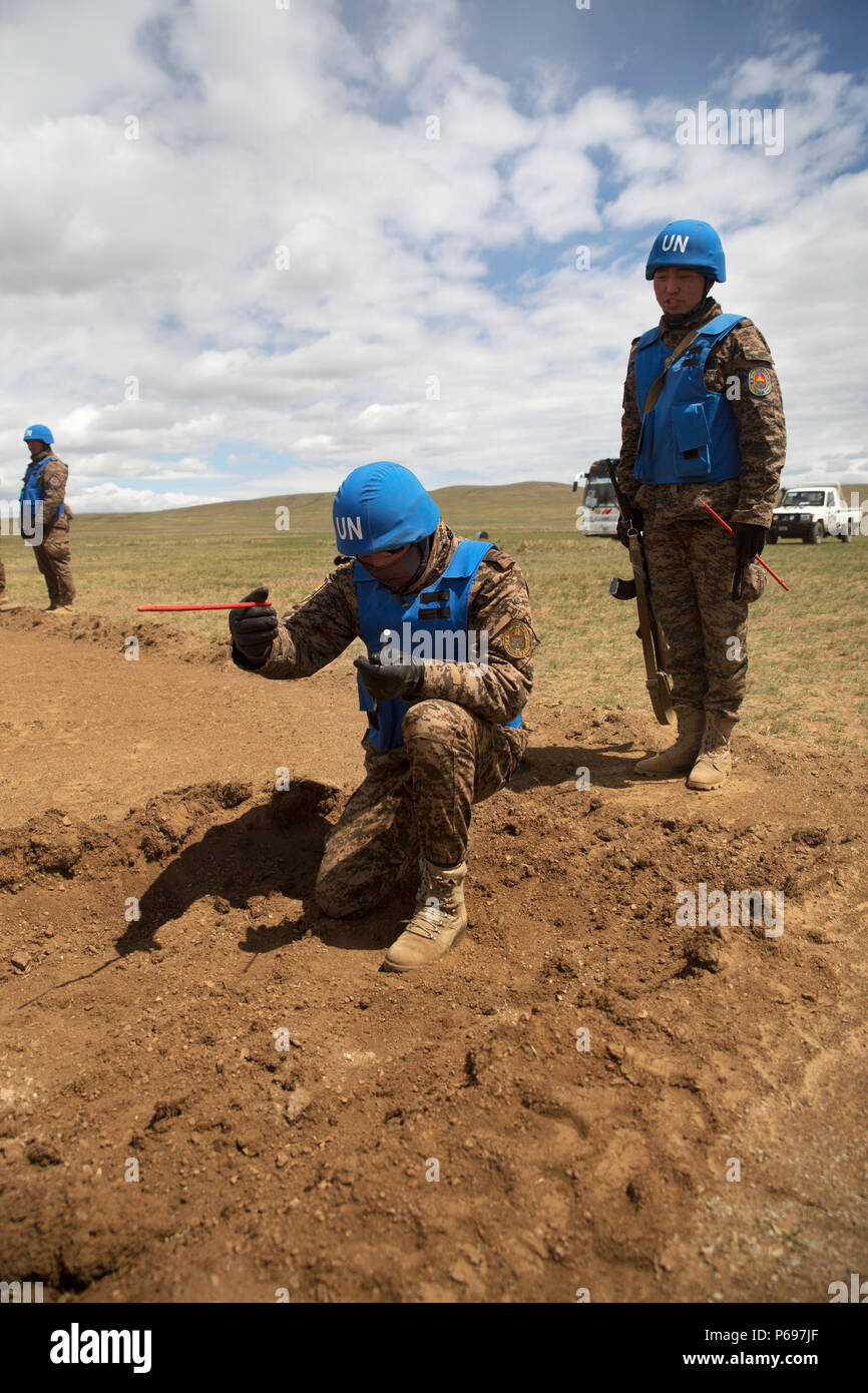 Minefield mark hi-res stock photography and images - Alamy