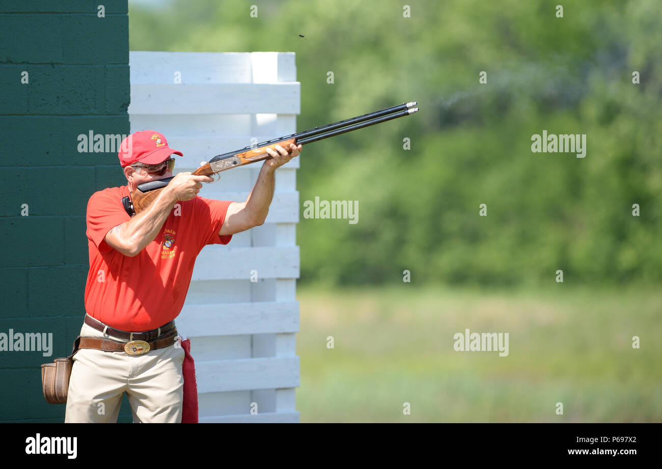 USMC (Retired) Skeet team member, Sgt.Maj. Van Boerner shoots skeet ...