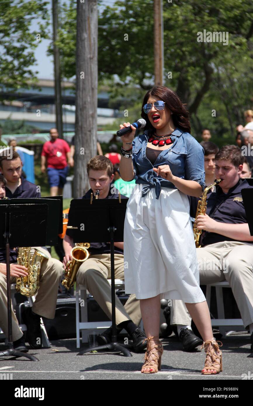 Brooklyn vocalist Melissa Fiore sings "God Bless America" for New York ...