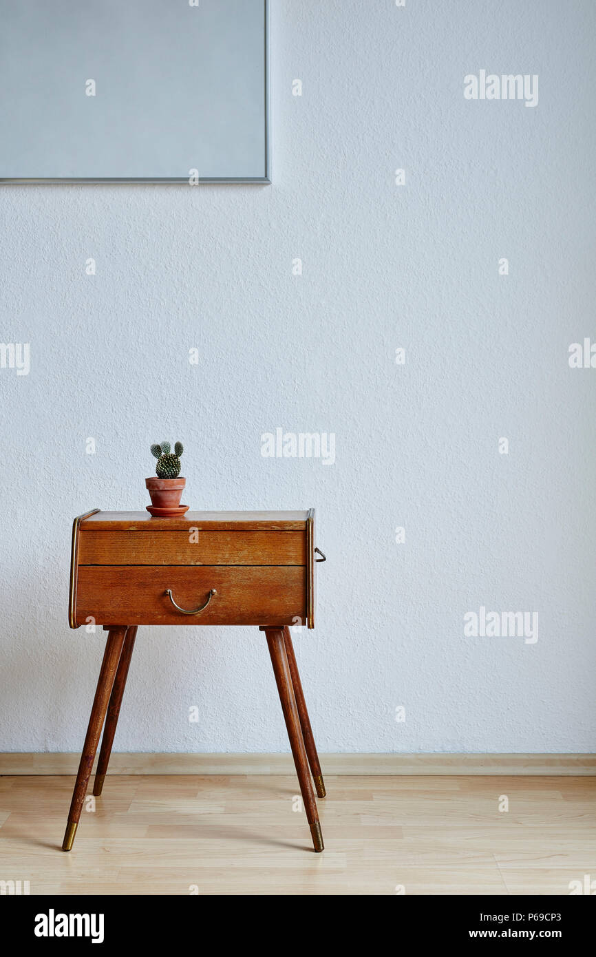 Chest drawer hi-res stock photography and images - Alamy