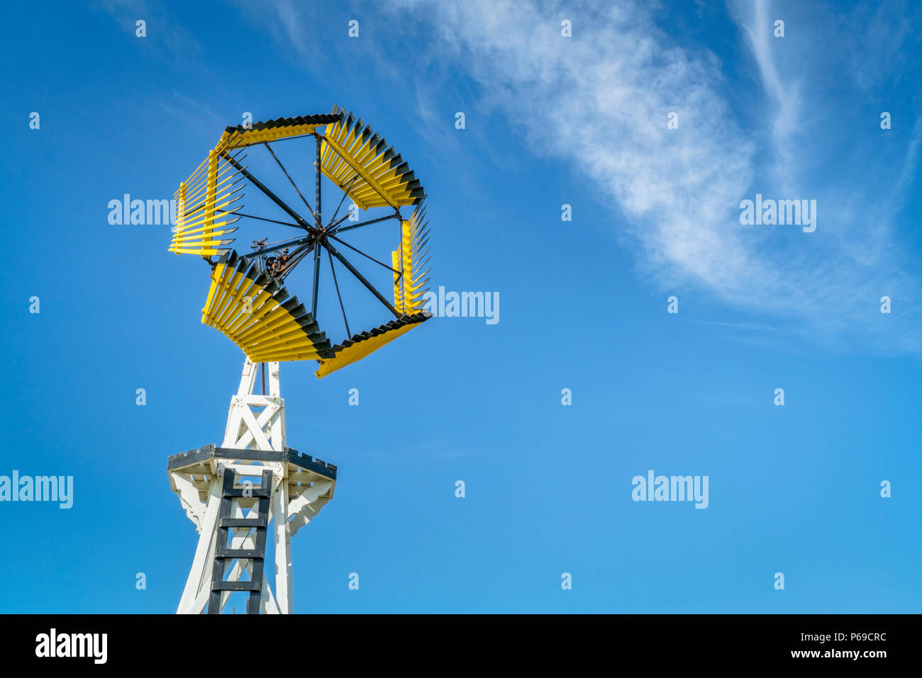 Wind turbine water pumping hi-res stock photography and images - Alamy