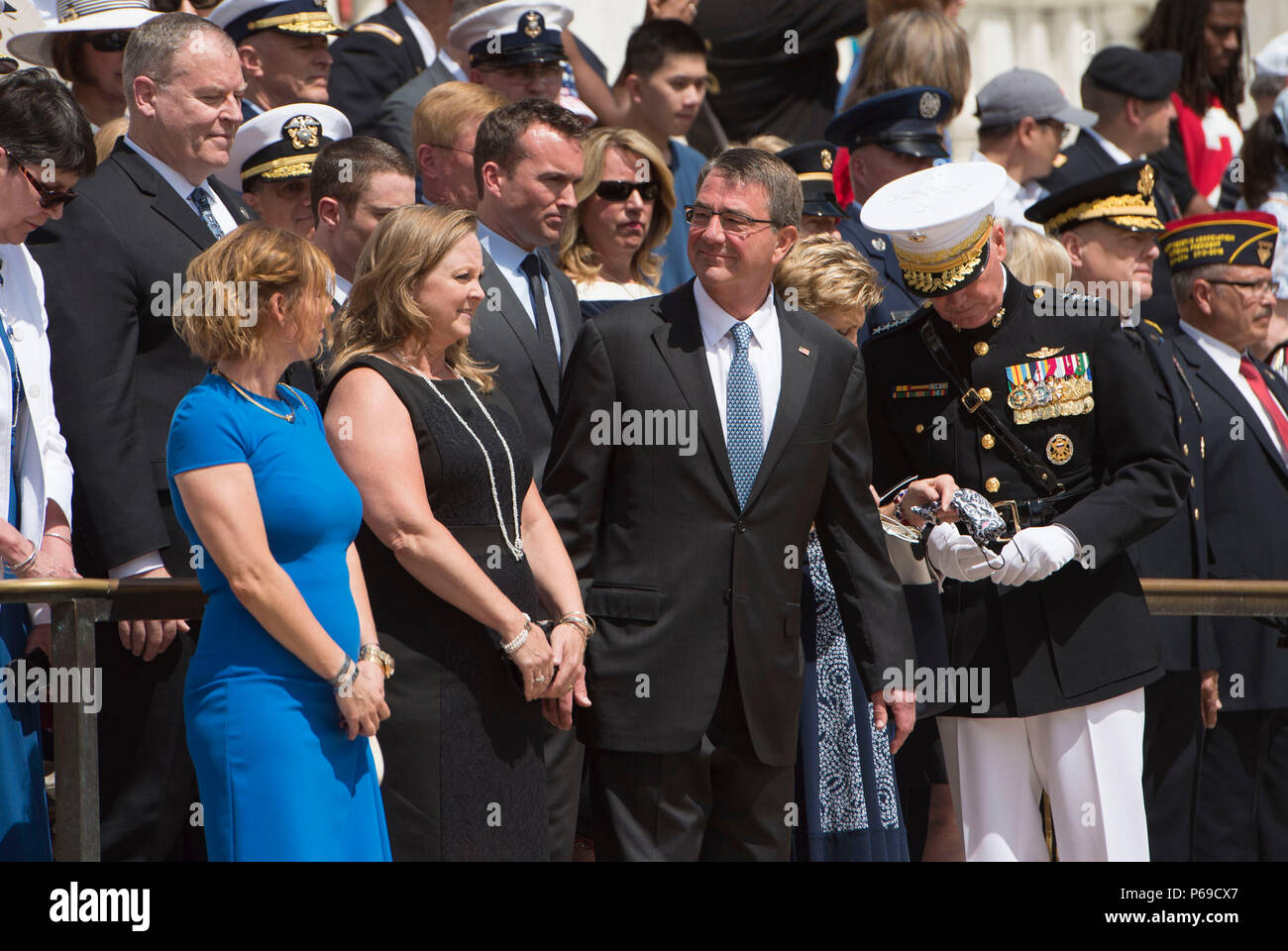 Secretary defense ash carter wife hi-res stock photography and images ...