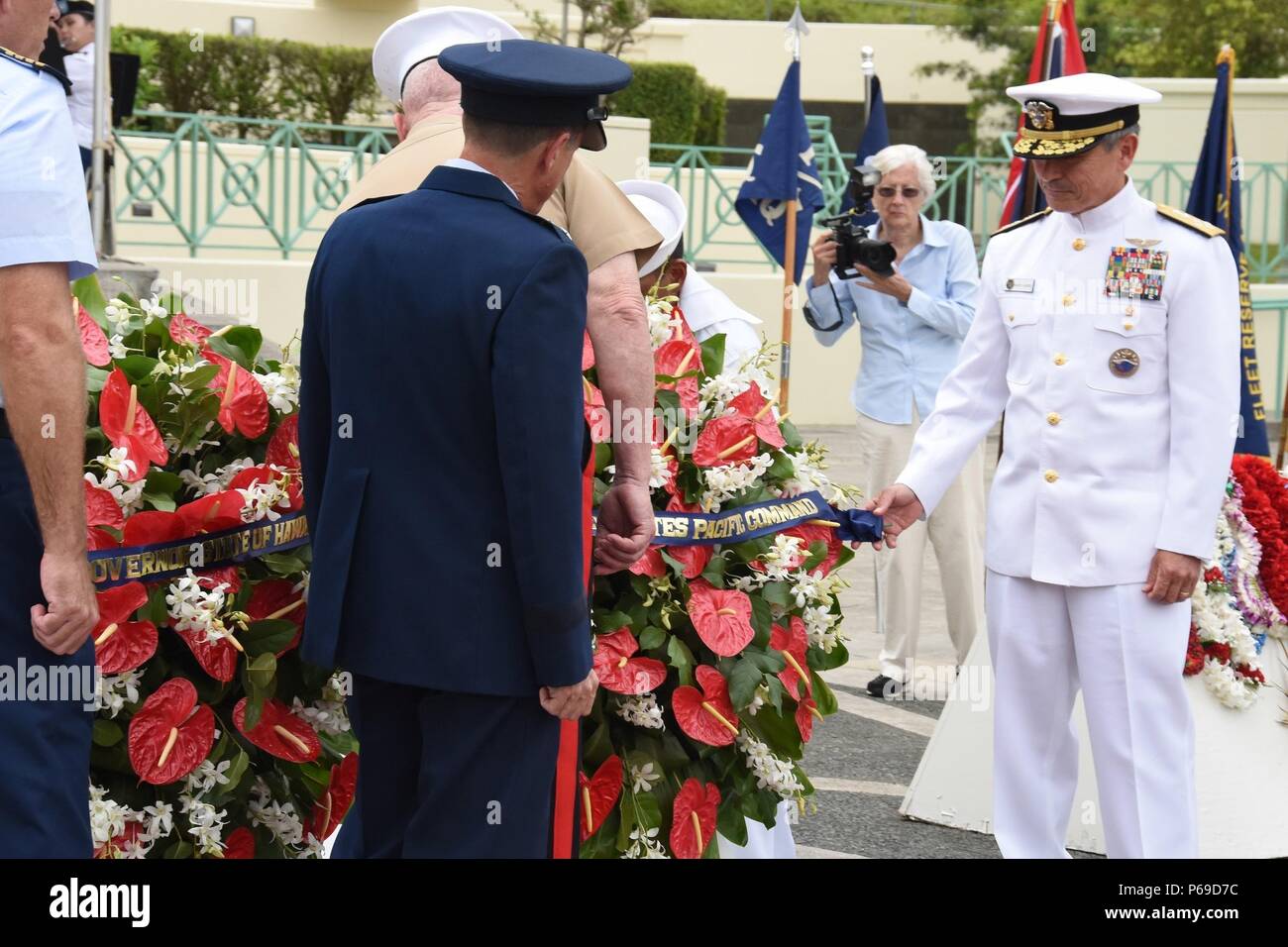 Admiral Harry B. Harris, Commander, United States Pacific Command lays ...