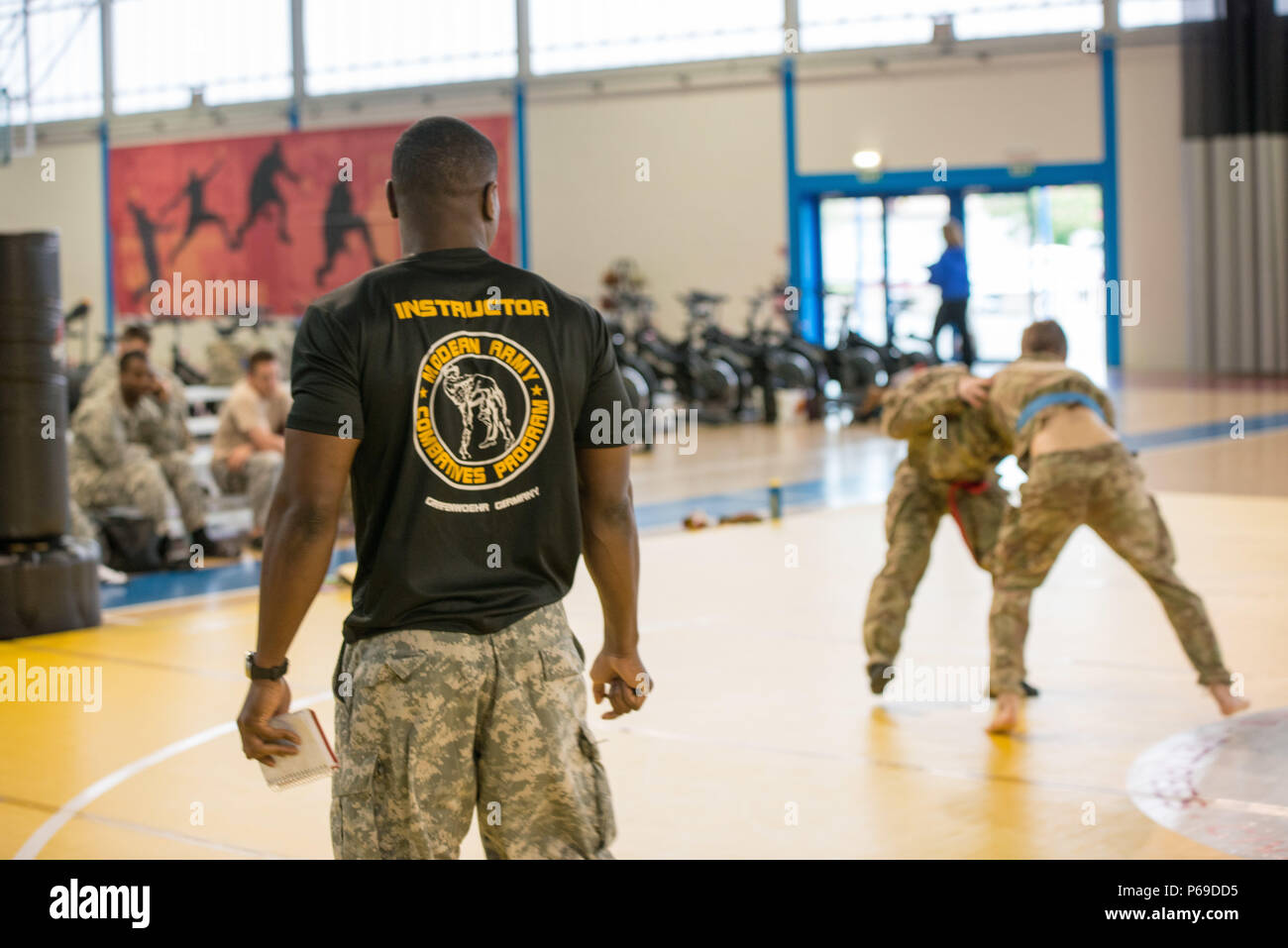 U.S. Army Staff Sgt. Aric Burton, with 39th Signal Battalion, Master ...