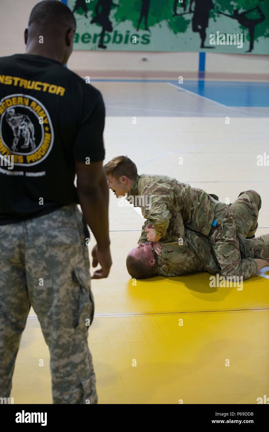 U.S. Army Staff Sgt. Aric Burton, with 39th Signal Battalion, Master ...