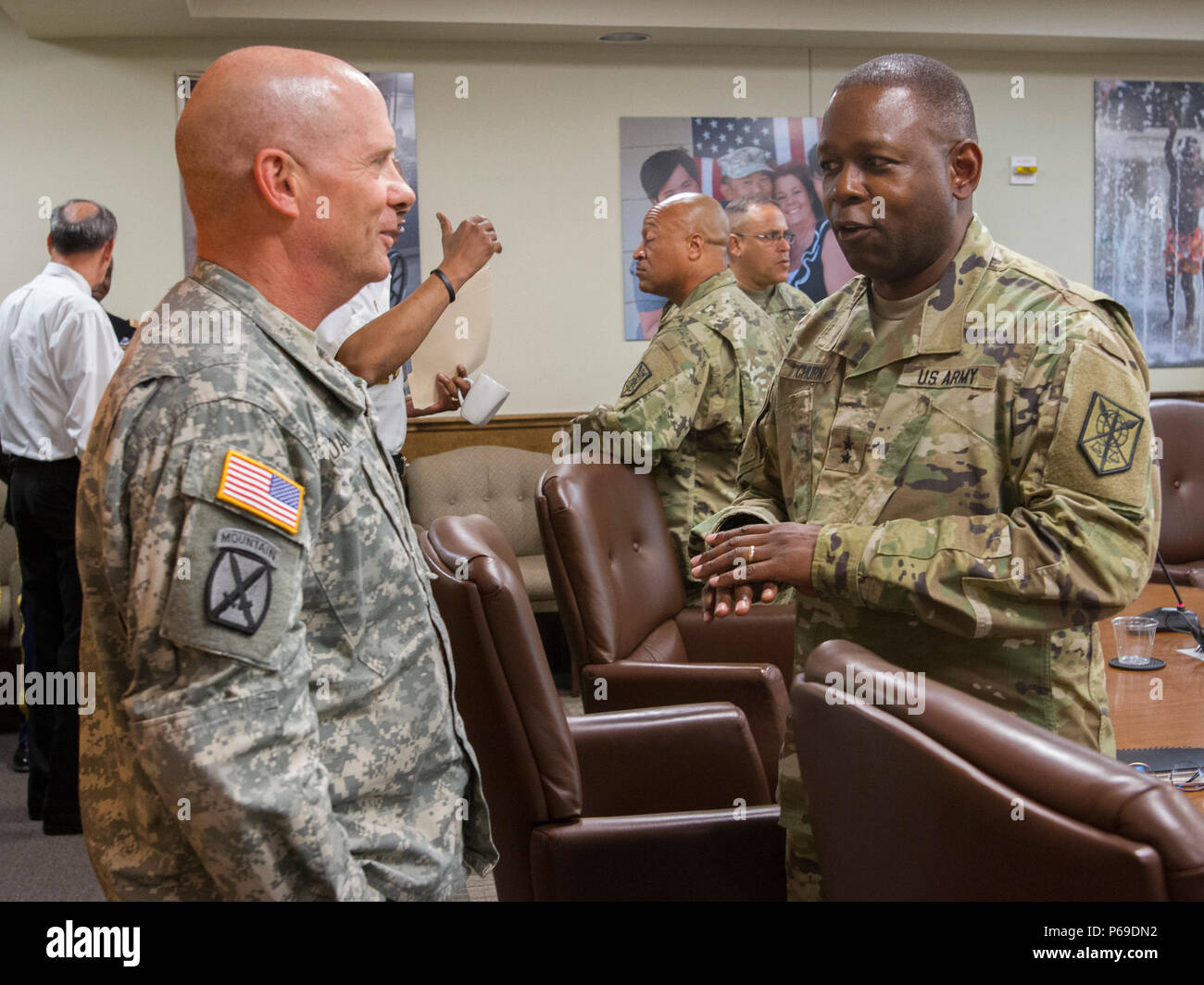 The command team from the 200th Military Police Command out of Ft ...
