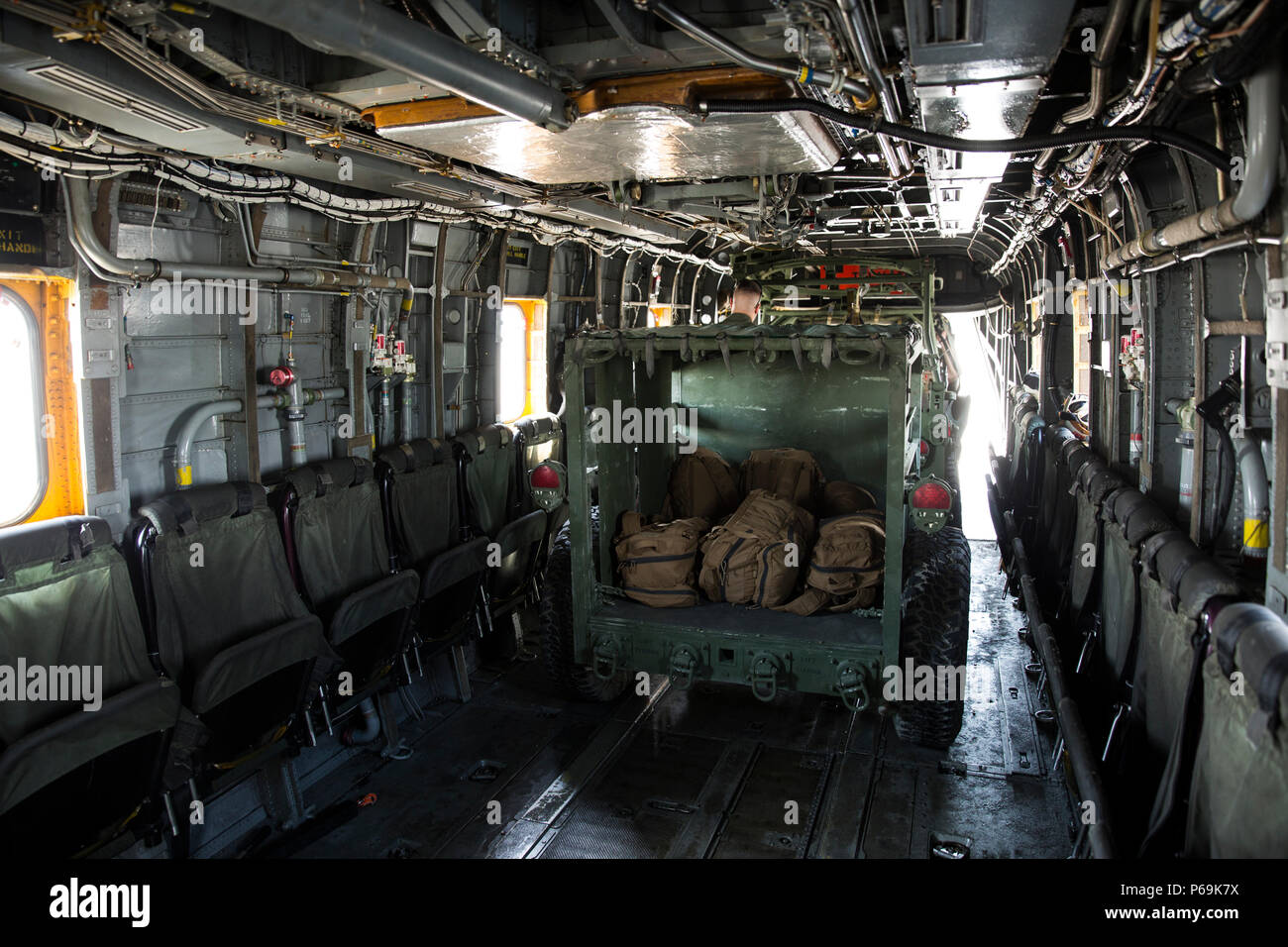 U.S. Marines assigned to Marine Heavy Helicopter Squadron (HMH) 464 and ...