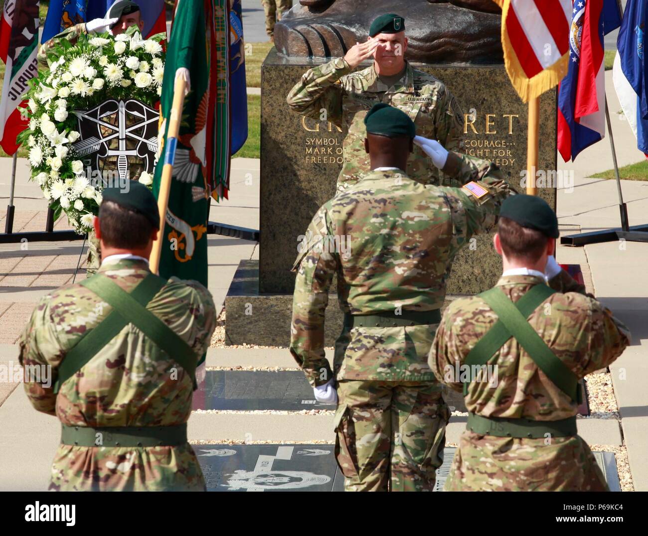 John deedrick hi-res stock photography and images - Alamy