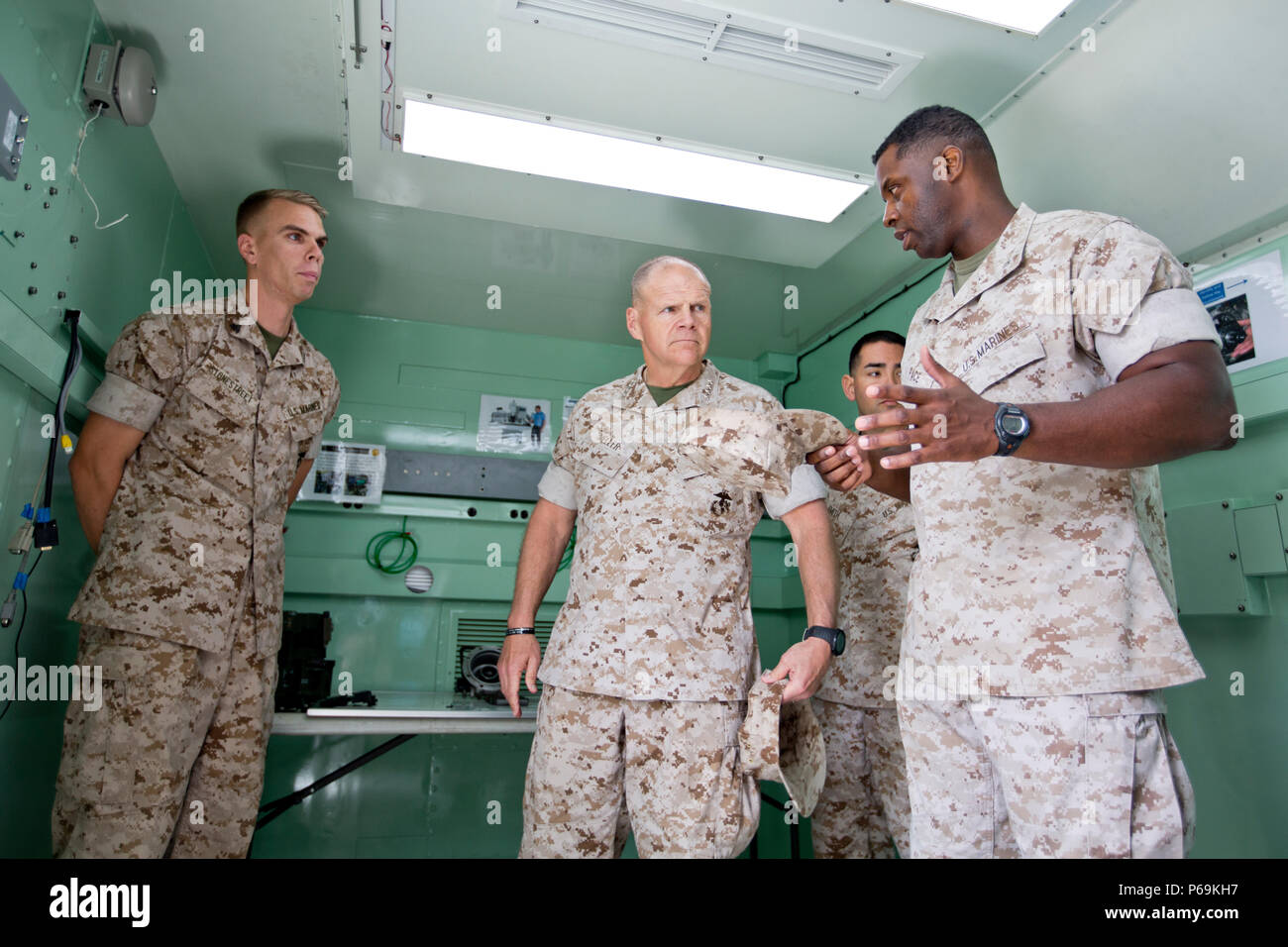 Samuel b robert hi-res stock photography and images - Alamy