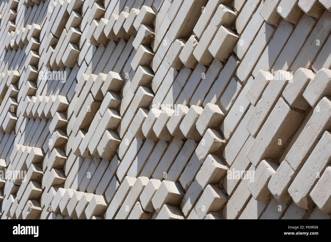Diamond brickwork pattern hi-res stock photography and images - Alamy