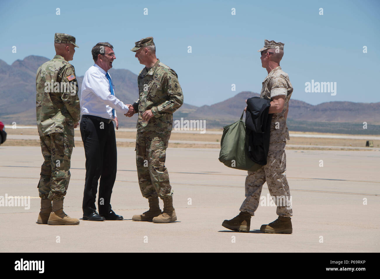 FT. HUCACHUCA, Ariz. (May 31, 2016) Secretary of Defense Ash Carter ...