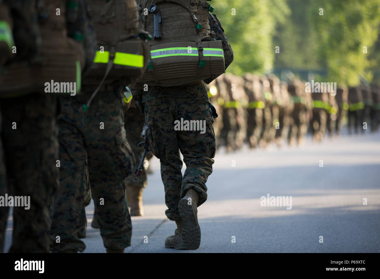 U.S. Marines with Hotel Company, Marine Combat Training (MCT) Battalion ...