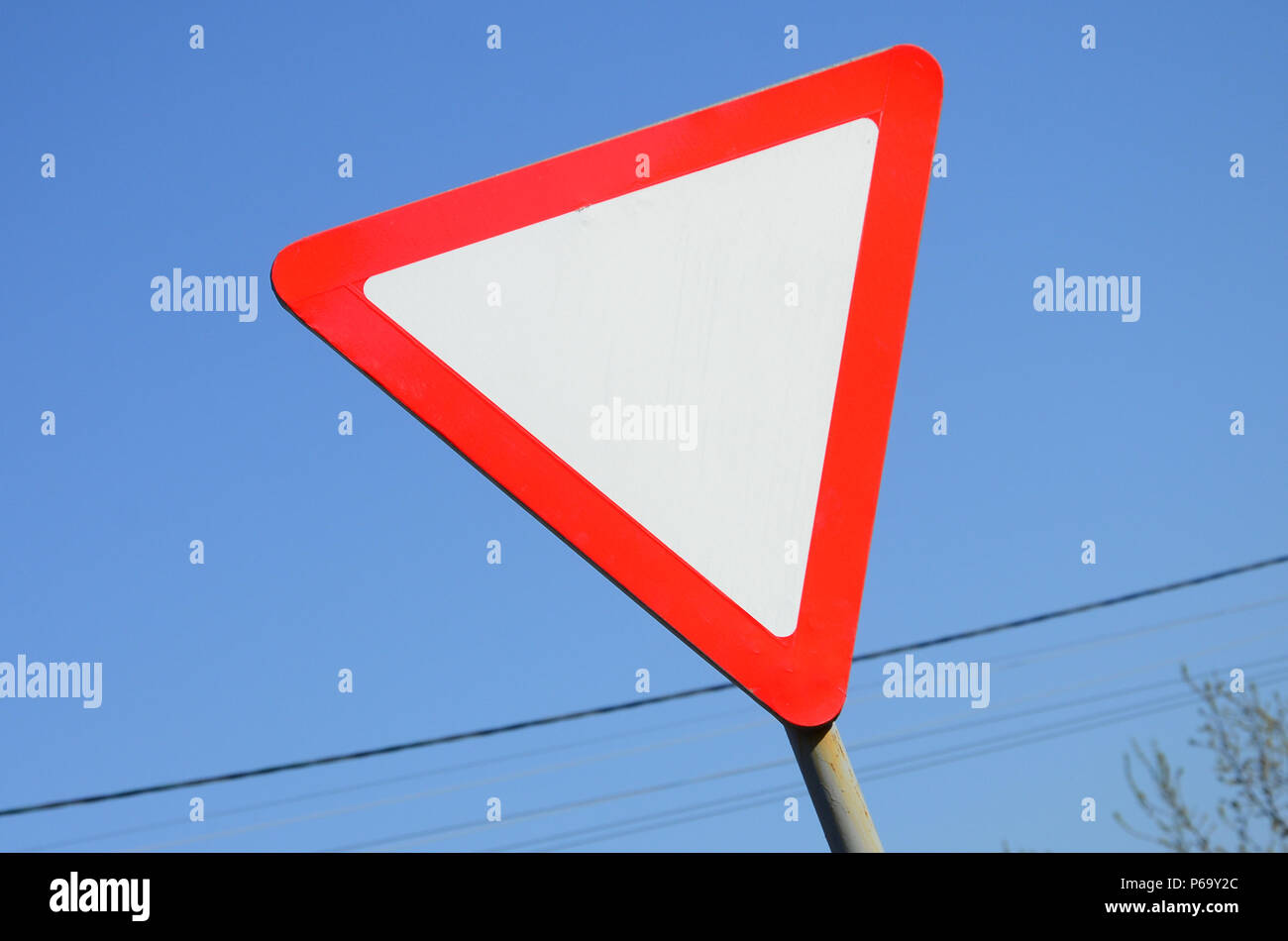 Blank Red Triangle Sign Stock Photos & Blank Red Triangle Sign Stock ...