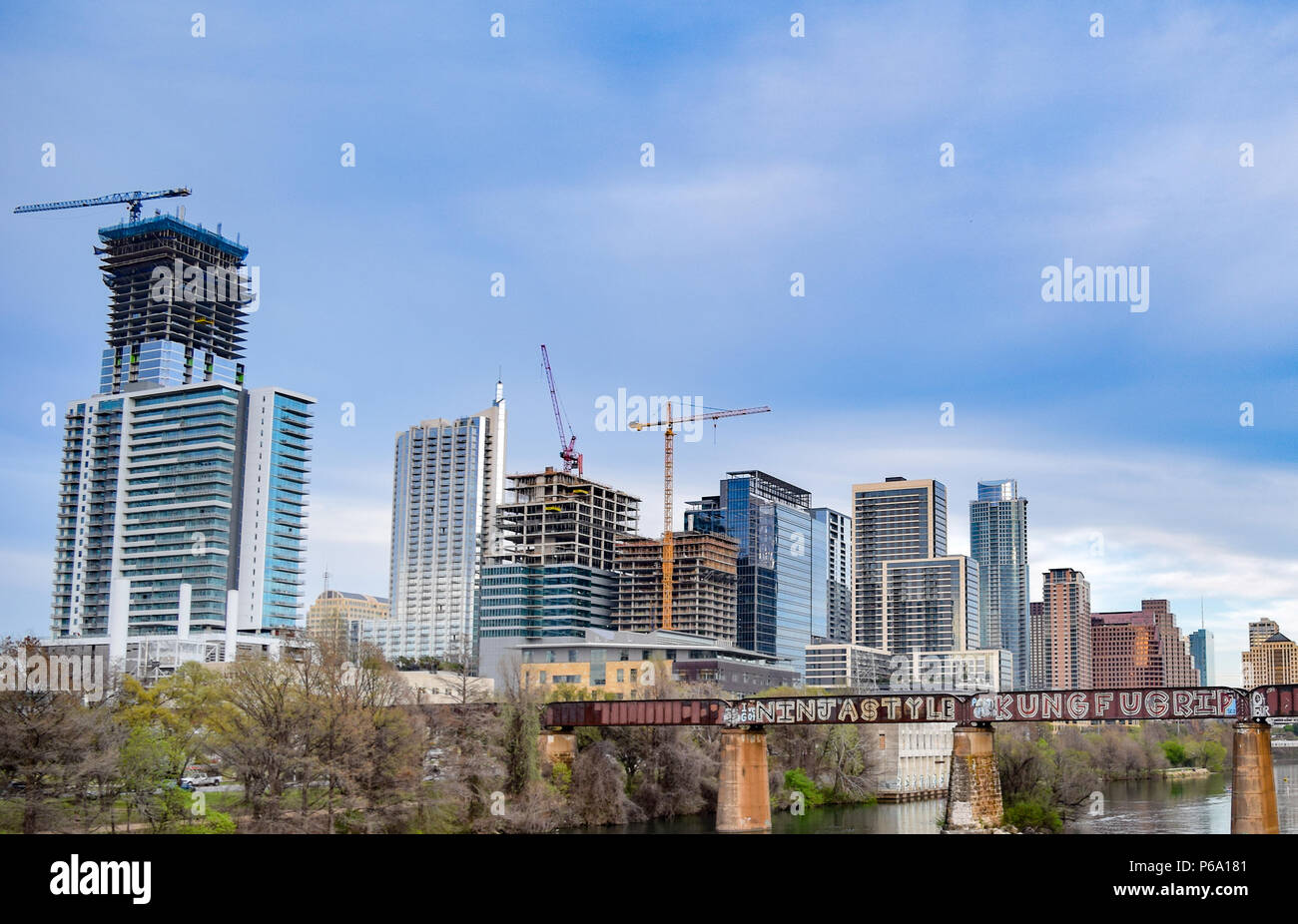Construction cranes dominate the ever-growing skyline of Austin, TX ...