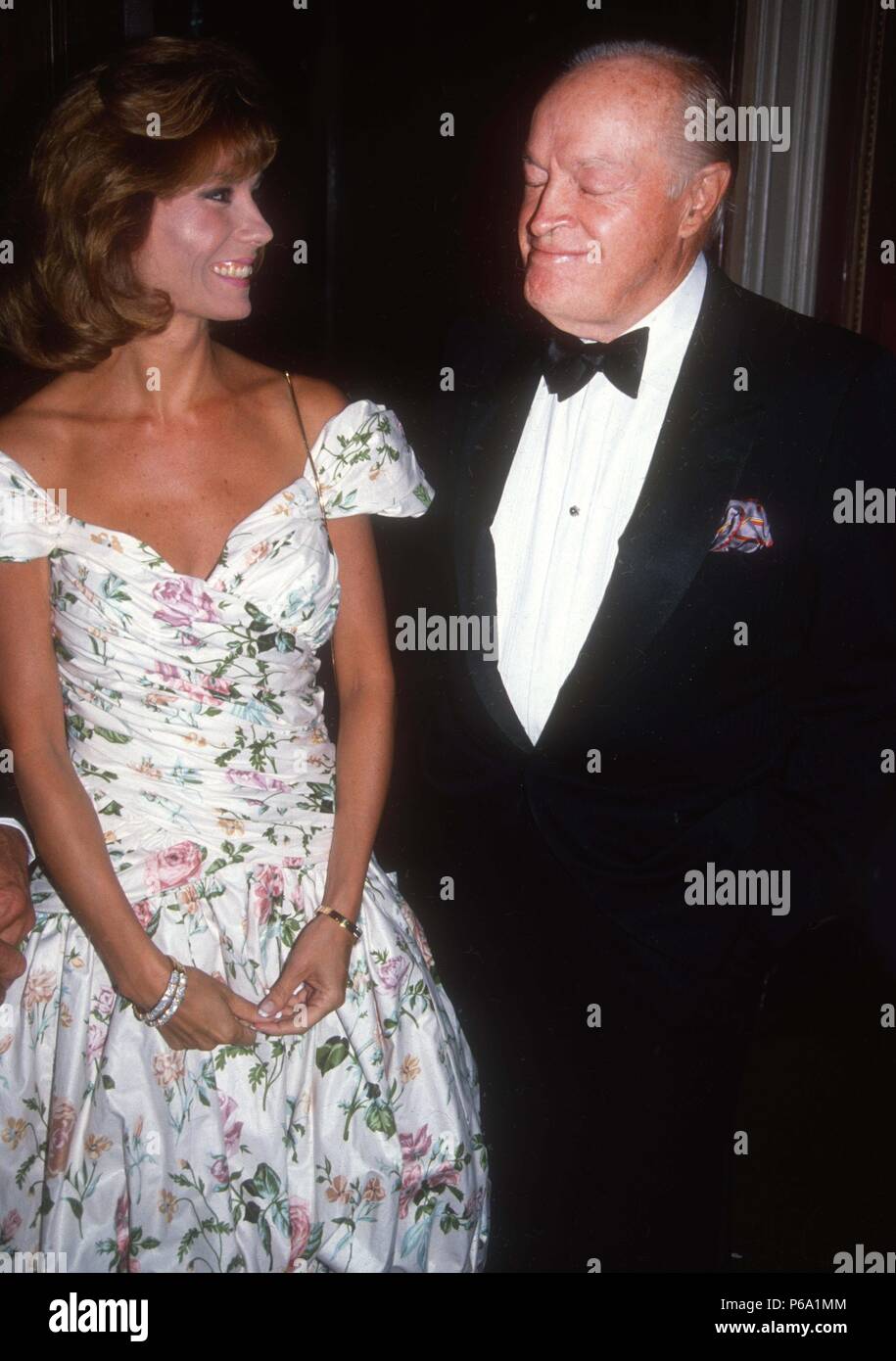 Kathy lee gifford hi-res stock photography and images - Alamy