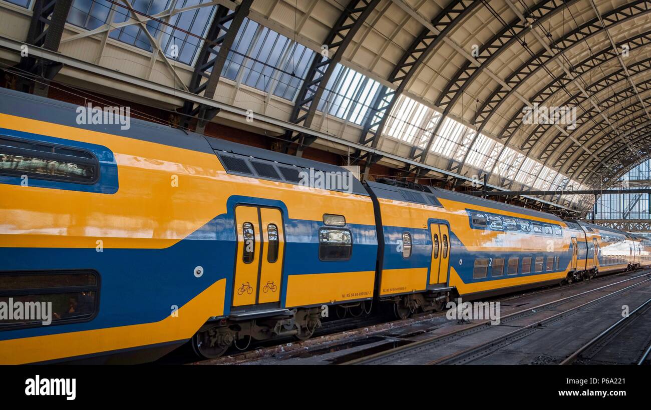 Dutch trains at Amsterdam Central Station in the Netherlands Stock ...