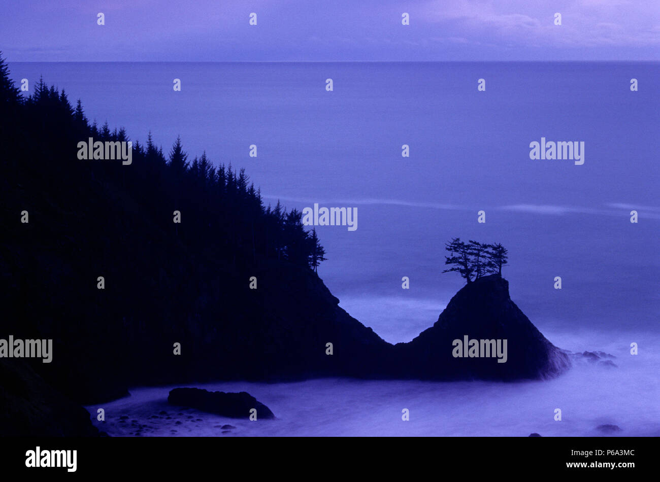Peninsula twilight, Samuel Boardman State Park, Oregon Stock Photo - Alamy