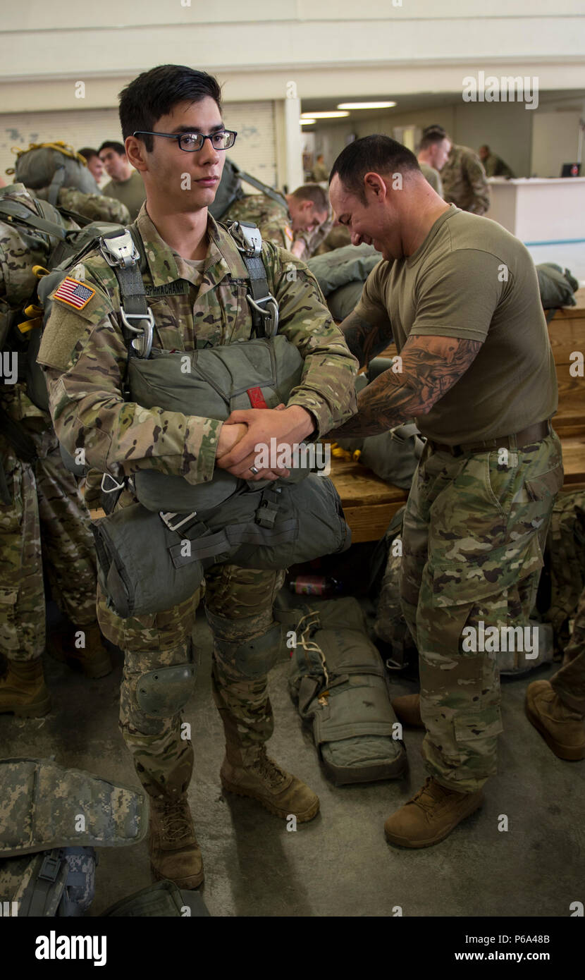 307th engineer battalion hi-res stock photography and images - Alamy