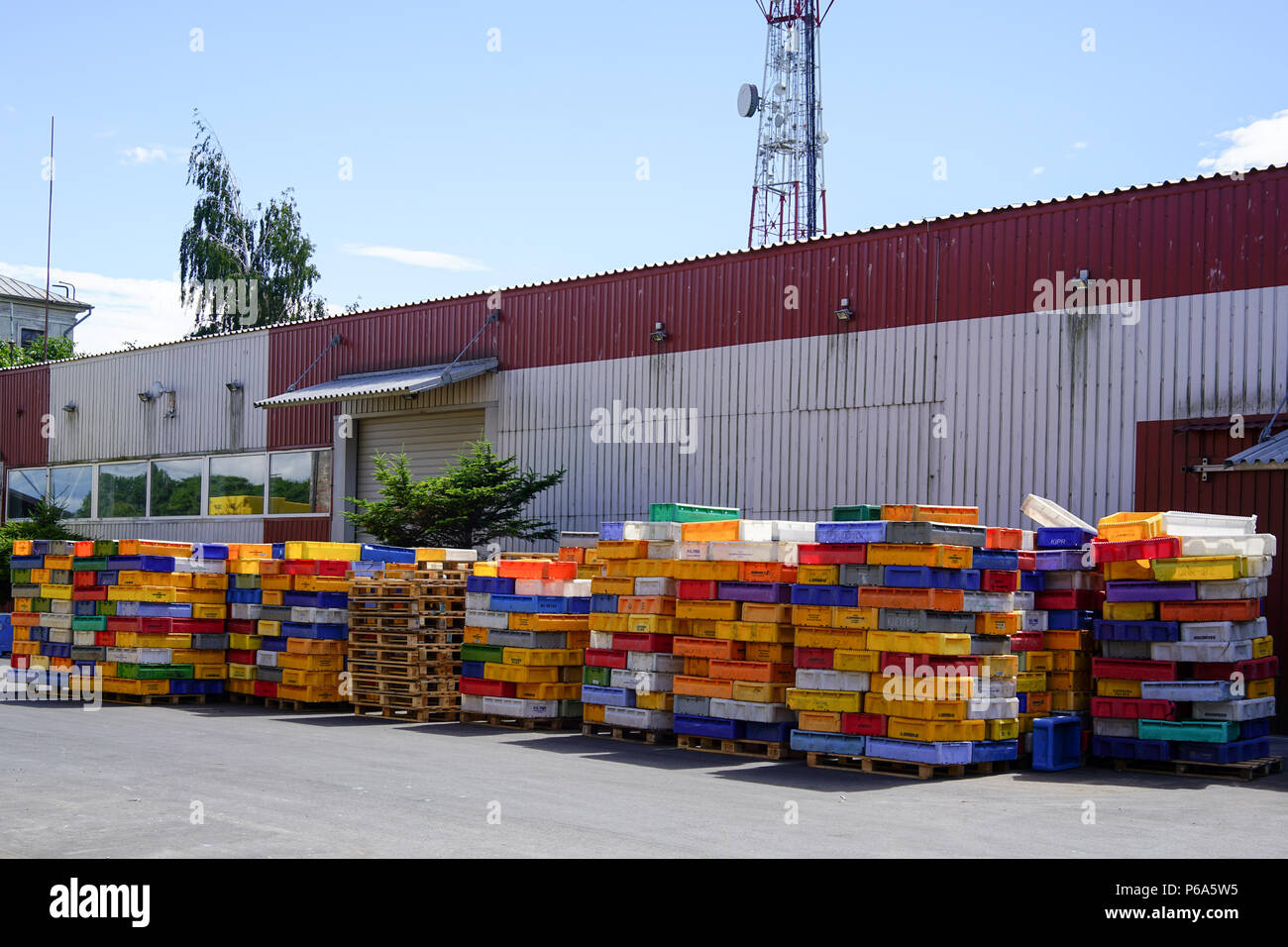 Blue plastic fish boxes hi-res stock photography and images - Alamy