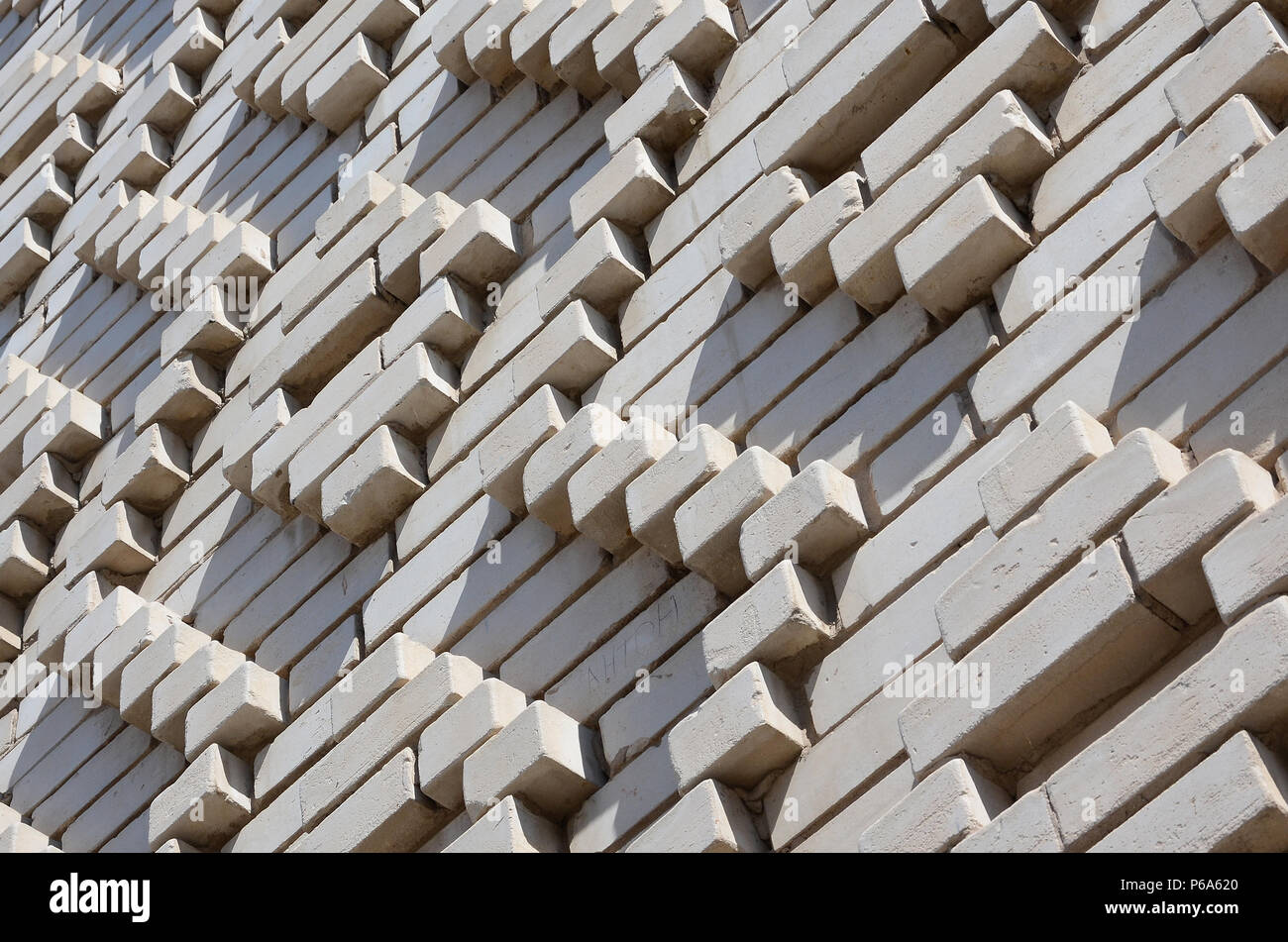 Diamond brickwork pattern hi-res stock photography and images - Alamy