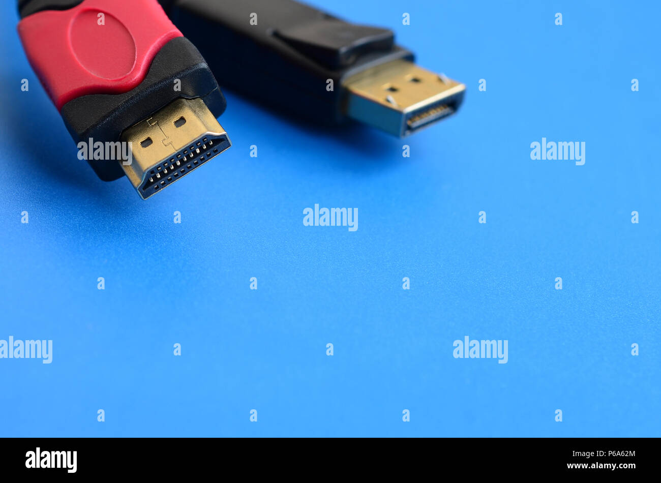 Audio video HDMI computer cable plug and 20-pin male DisplayPort gold ...