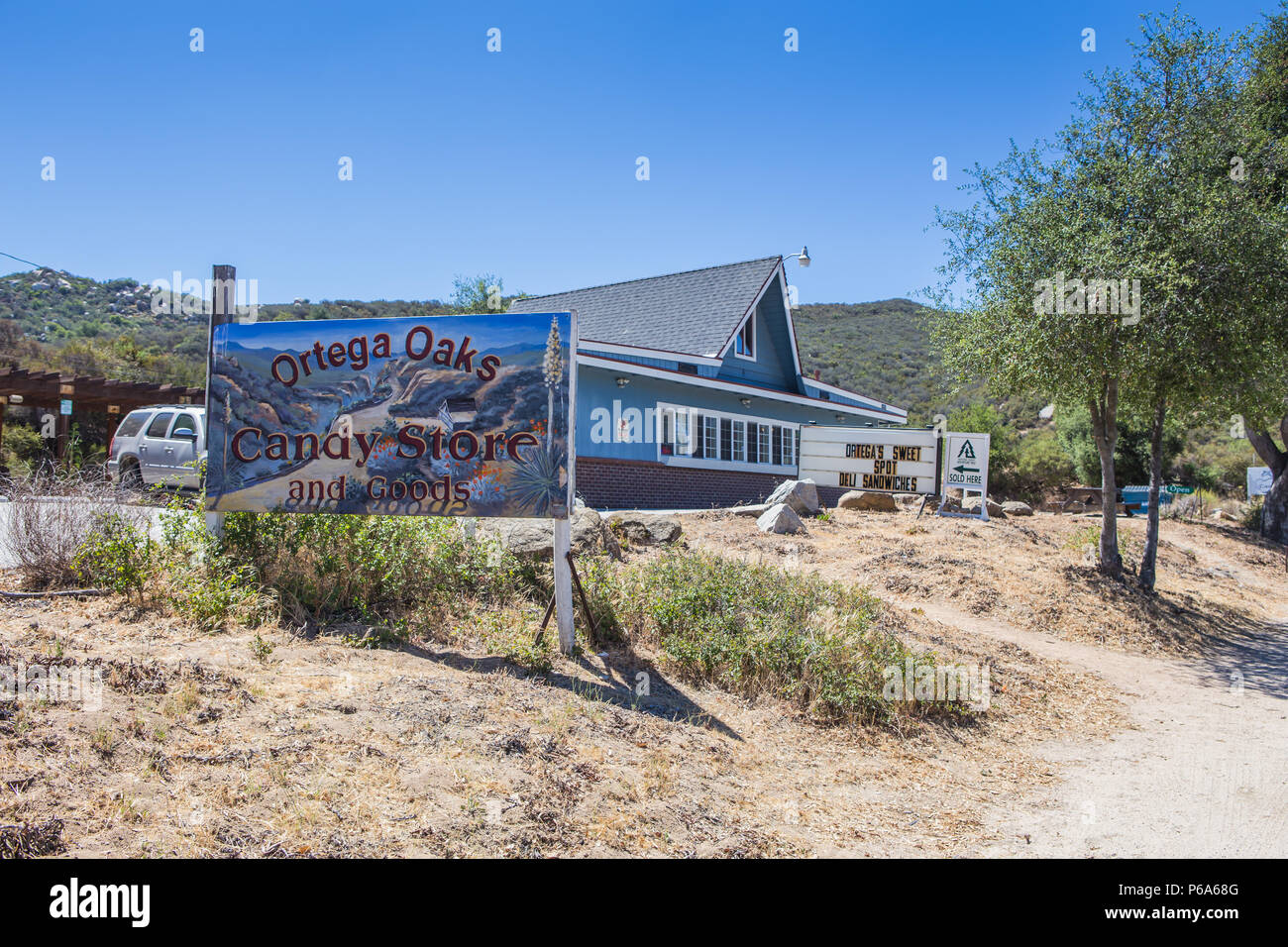 Ortega Oaks Candy store on Ortega Highway 74 in Southern California ...
