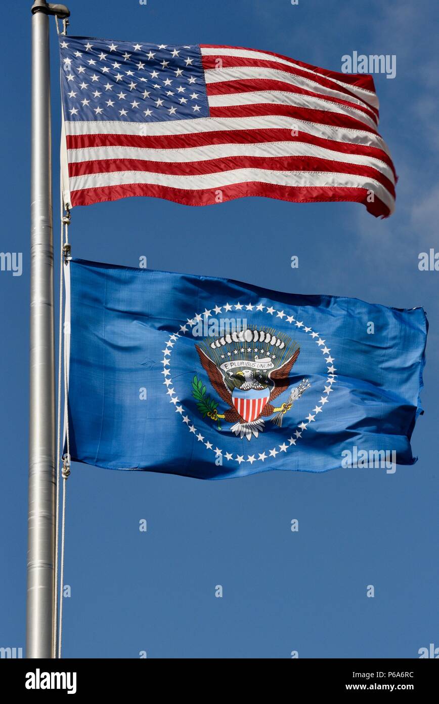 Seal Of The President Of The United States Stock Photos & Seal Of The ...