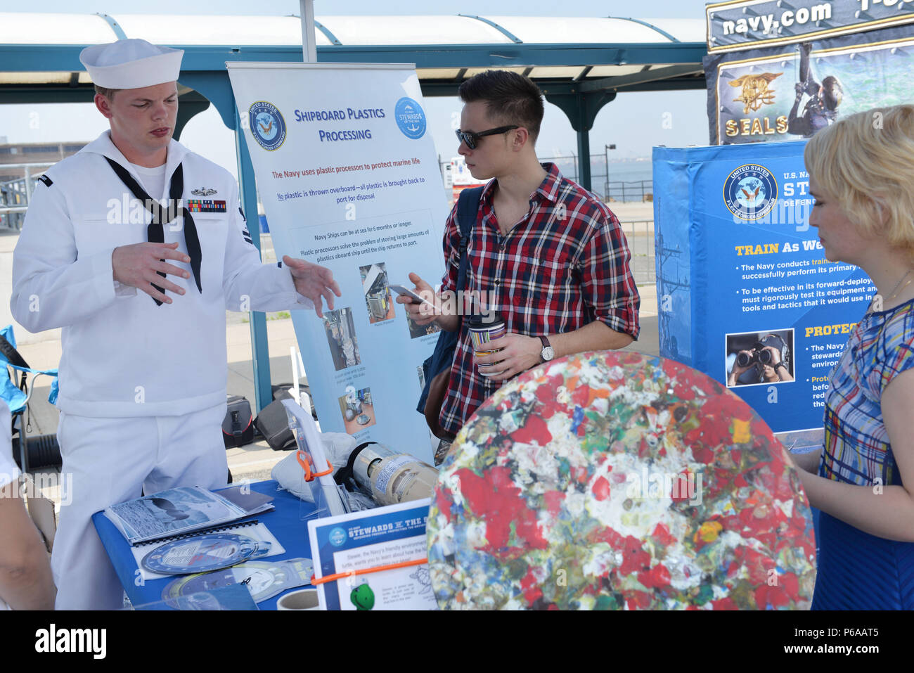 Brooklyn 99 show hi-res stock photography and images - Alamy