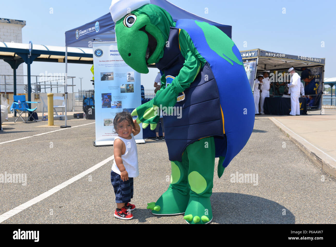 The Ships Mascot Stock Photos & The Ships Mascot Stock Images - Alamy