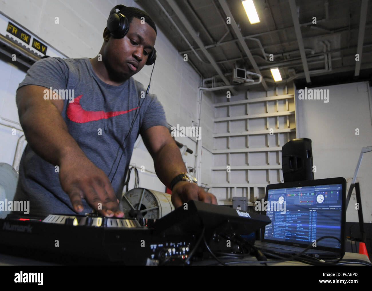 Dante virginia hi-res stock photography and images - Alamy