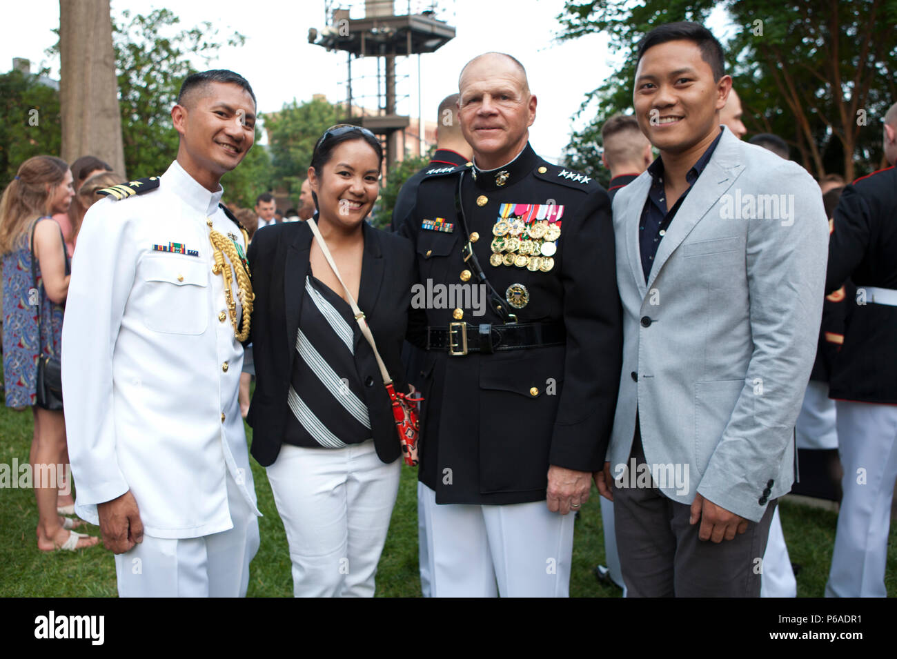 U.S. Marine Corps Gen. Robert B. Neller, 37th commandant of the Marine ...