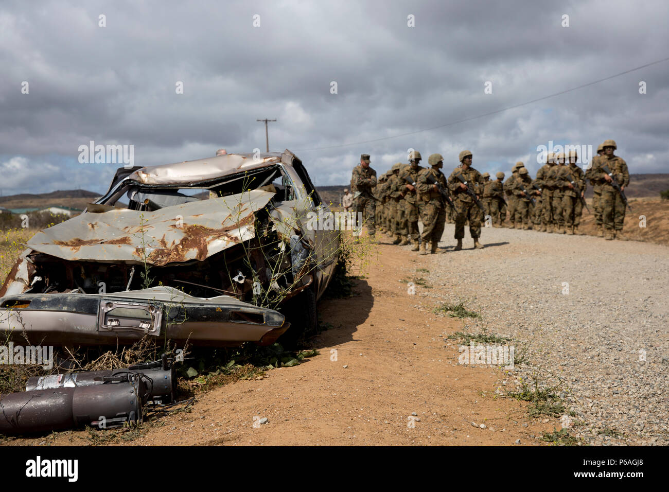 U.S. Marine Corps recruits with Company F, 2d Recruit Training ...