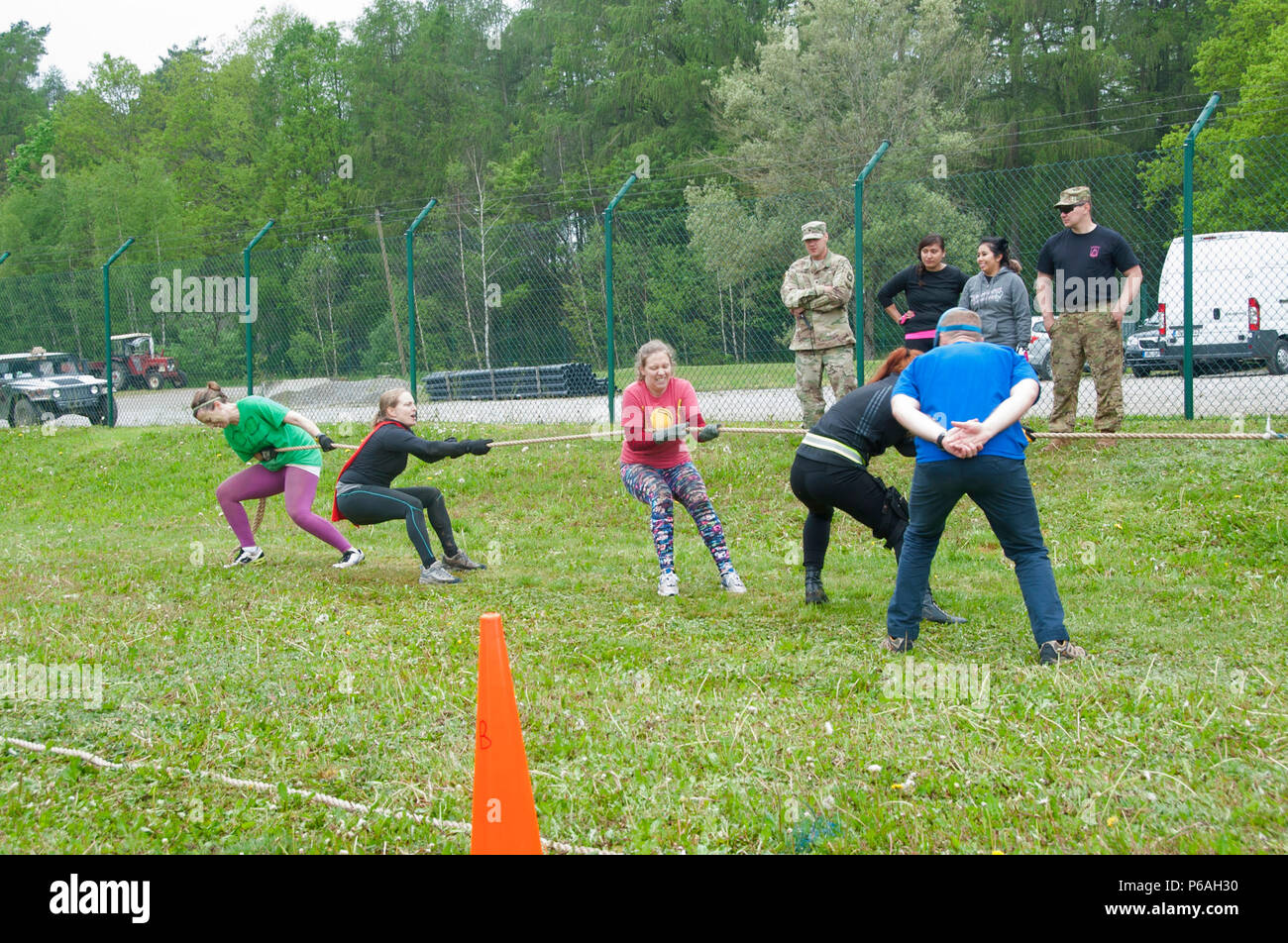 Spouses of the 12th Combat Aviation Brigade participate in the Combat ...