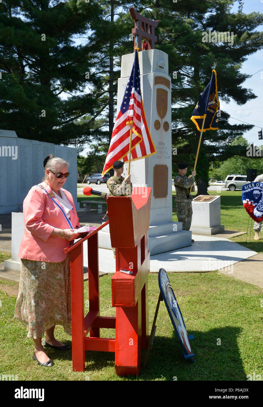 Ms. Barbara Zink a State Regent from the Kentucky Society Daughters of ...