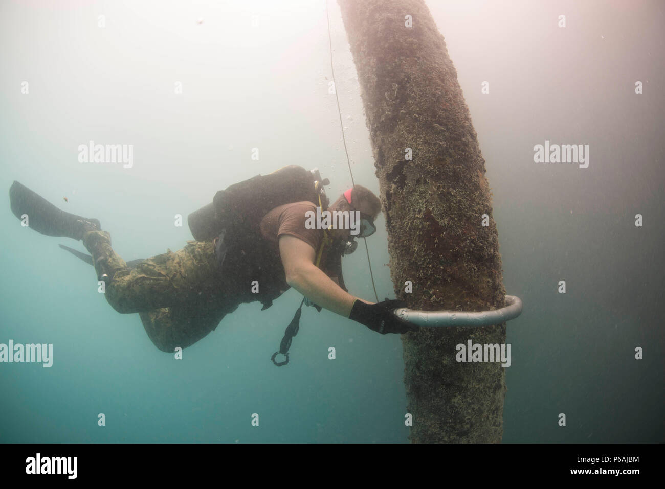 161103-N-CN059-0319 DIEGO GARCIA (Nov. 3, 2016) Petty Officer 1st Class ...