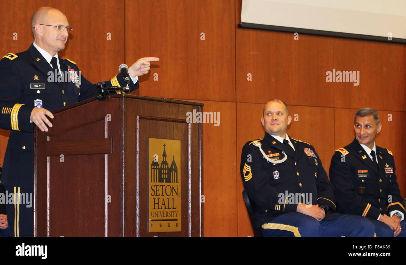Maj. Gen. Edward Daly challenges 11 new second lieutenants to be great ...
