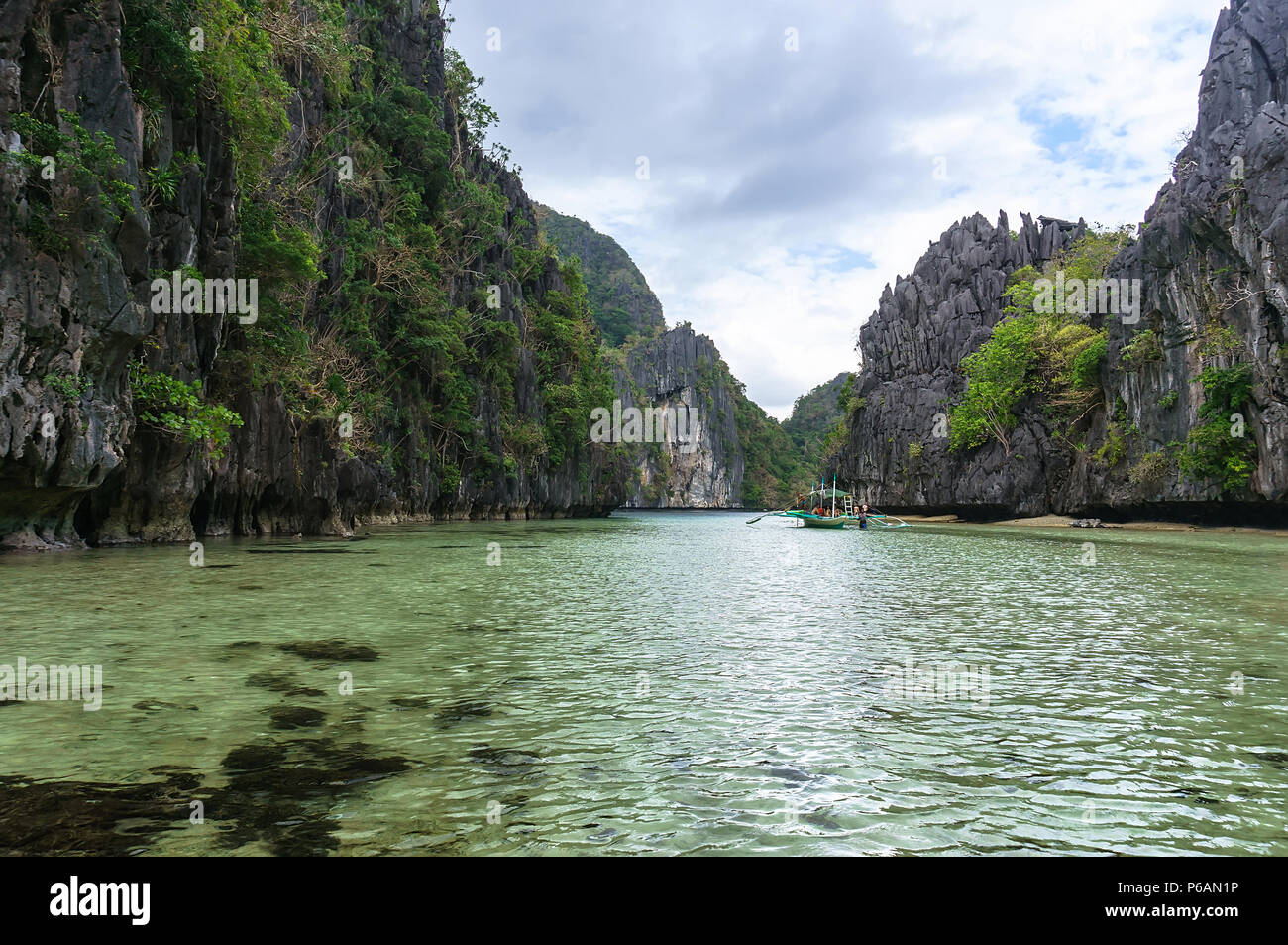 Boracay island palawan hi-res stock photography and images - Alamy