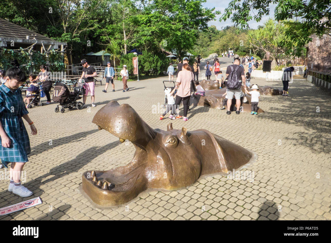 Hippo,hippopotamus,sculpture,Taipei Zoo,zoo,animals,Taipei,Taipei City ...