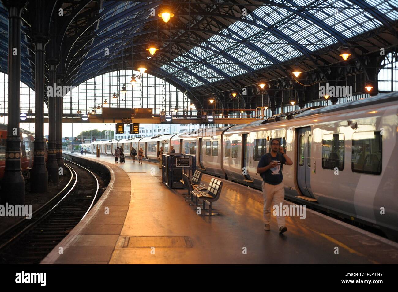 Brighton main line railway station Stock Photo - Alamy