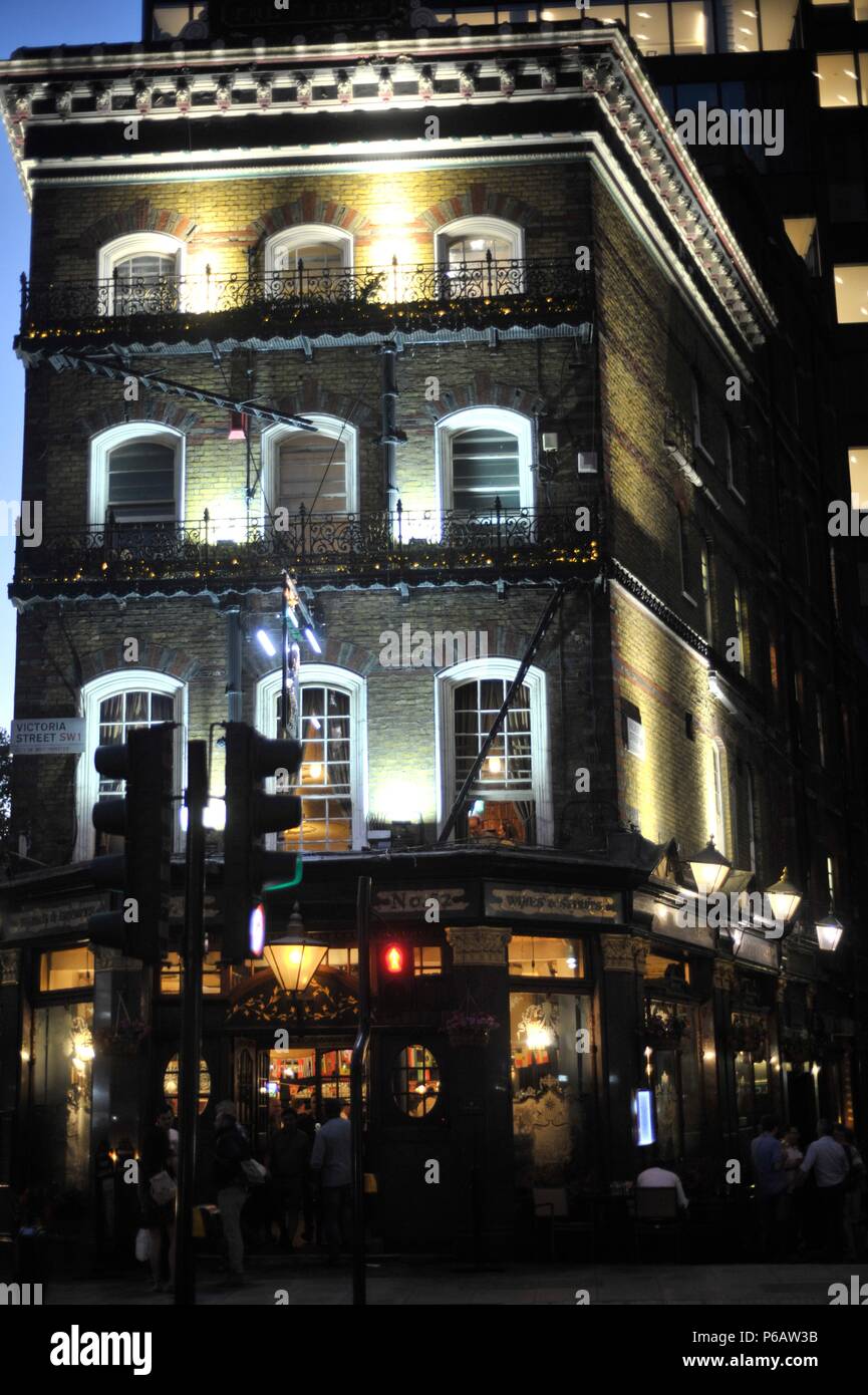 The Albert Pub, London, westminster Stock Photo - Alamy