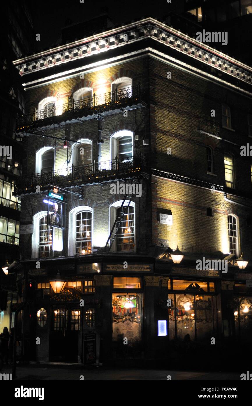 The albert pub westminster hi-res stock photography and images - Alamy