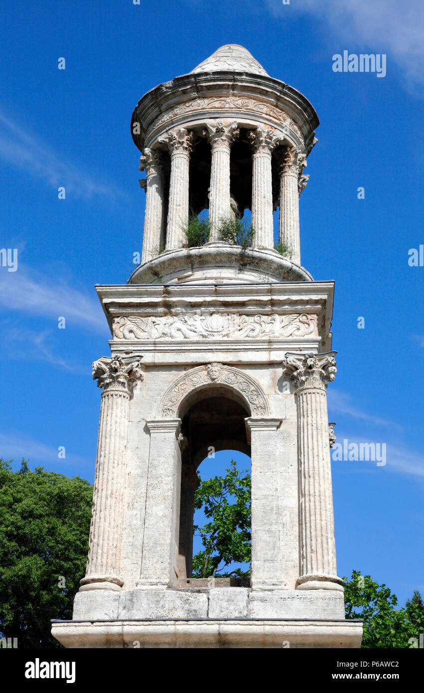 Glanum Mausoleum High Resolution Stock Photography and Images - Alamy