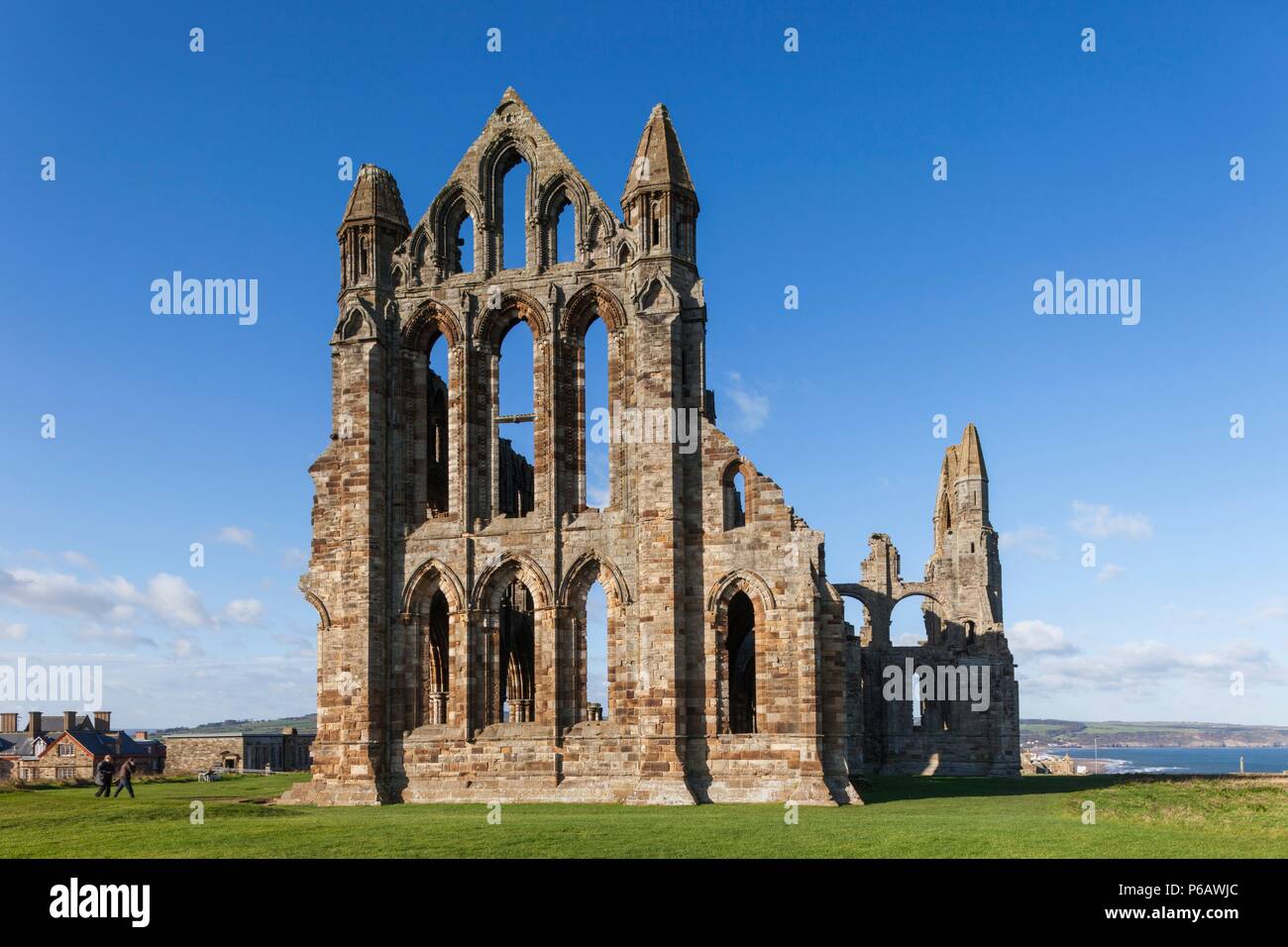 No people whitby hi-res stock photography and images - Alamy