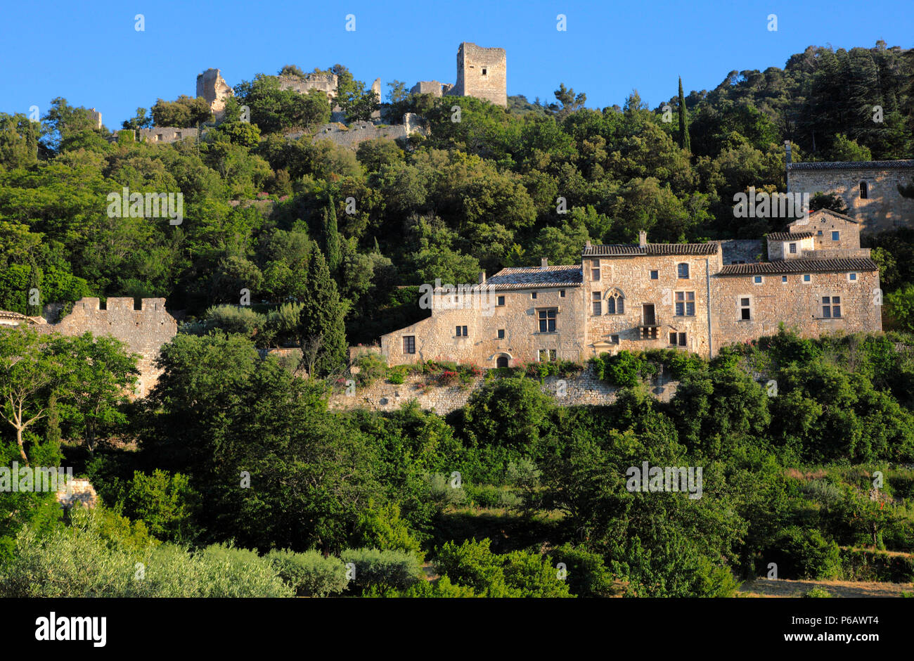 Oppede medieval village hi-res stock photography and images - Alamy