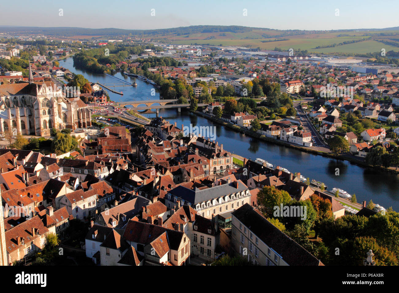Old city by the river hi-res stock photography and images - Alamy